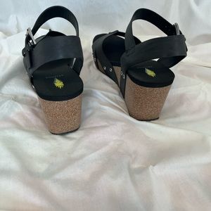 Volatile | Shoes | Volatile Black Leather Wedge Shoes | Poshmark